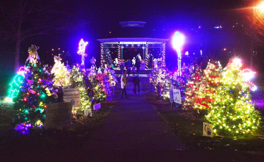 Marietta Main Street adds holiday cheer with Adopt A Lamppost, Adopt a ...